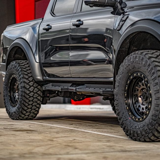 SHADOW SIDE STEPS - FORD RANGER RAPTOR (2022 - PRESENT) | Hamer 4x4