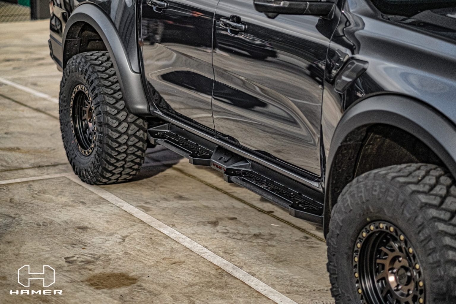 Hamer 4x4 Side Steps: Enhance Your 4x4 Vehicle's Style