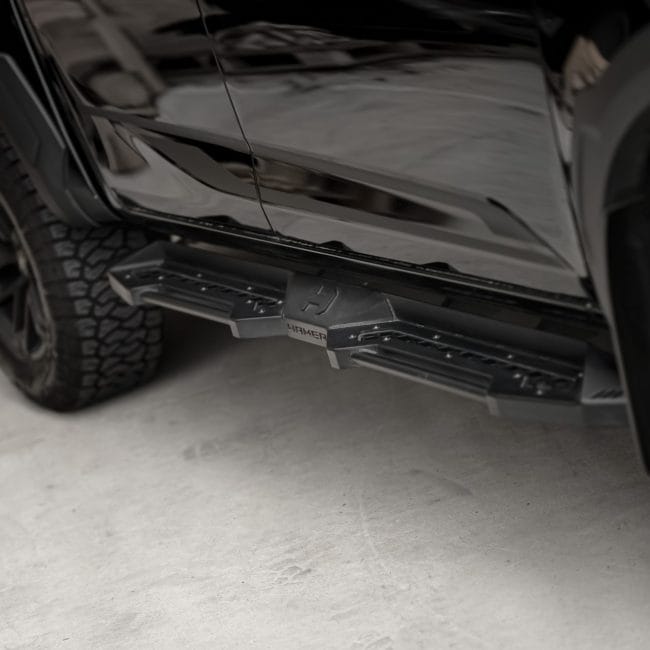 Hamer 4x4 Shadow Side Steps for Isuzu D-Max (2024-2026)